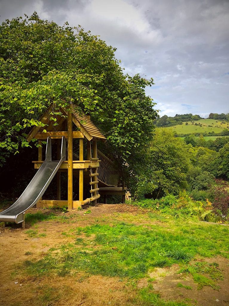 Family Garden Treehouse, Box Hill, Dorking, UK | Treehouse Life